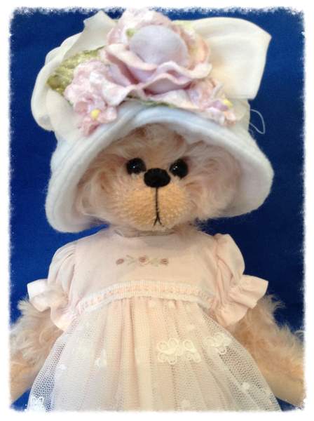 Anna rose by Shaz bears - Bear Pile