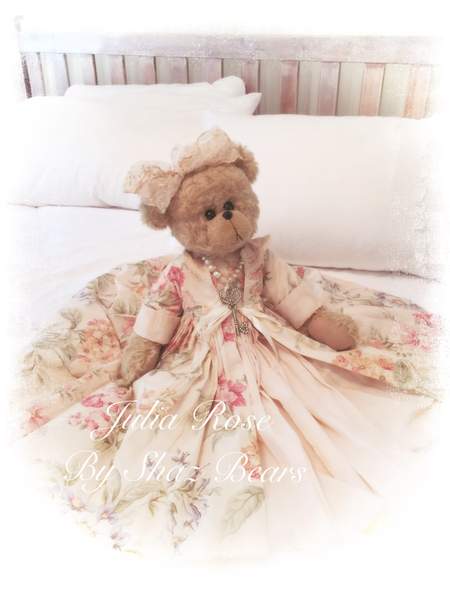 Julia rose by Shaz bears - Bear Pile