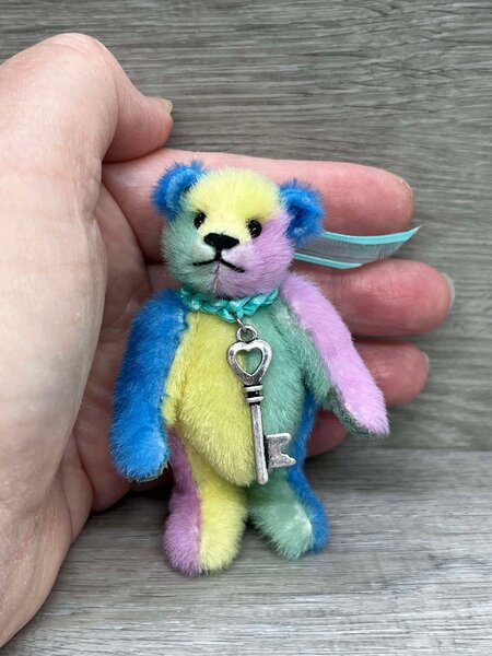 Smudge Mini Bear by M. E. Bears And Critters - Bear Pile