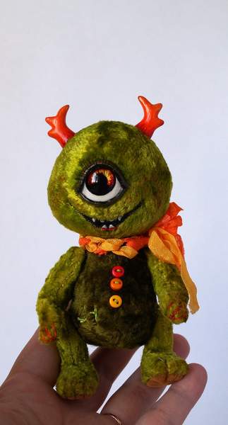 Greeny Boo, the cute Halloween monster by Alina Biliakova - Bear Pile